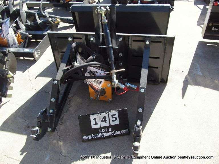 WOLVERINE SKID STEER 3 POINT HITCH ADAPTER MODEL PHA-15-02C, S/N ZW ...