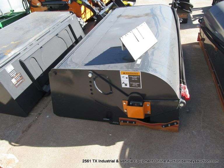 WOLVERINE 72" SKID STEER BOX BROOM SWEEPER, MODEL BBS-11-72W, S/N ZW ...