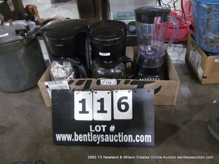 LOT: COFFEE MAKER & BLENDER - Bentley & Associates, LLC