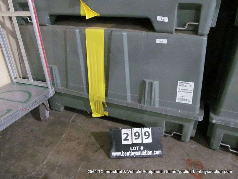 FIBERGLASS POLY MOLDED COVERED SHIPPING CONTAINER MOTOR CRATE, 58" X 38 ...