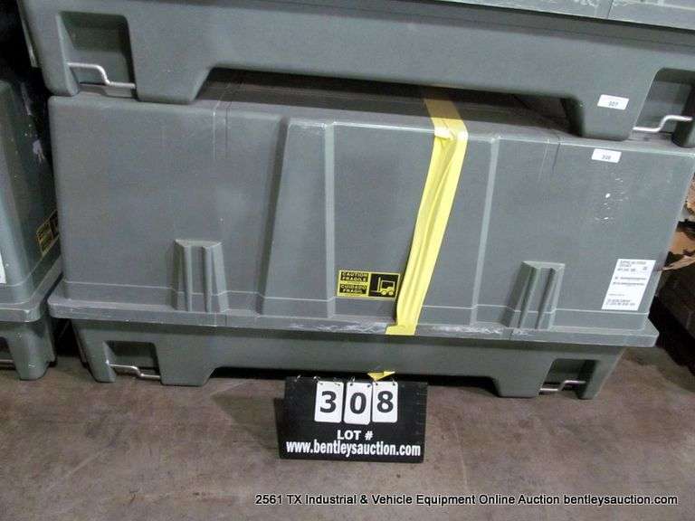 FIBERGLASS POLY MOLDED COVERED SHIPPING CONTAINER MOTOR CRATE, 58" X 38 ...