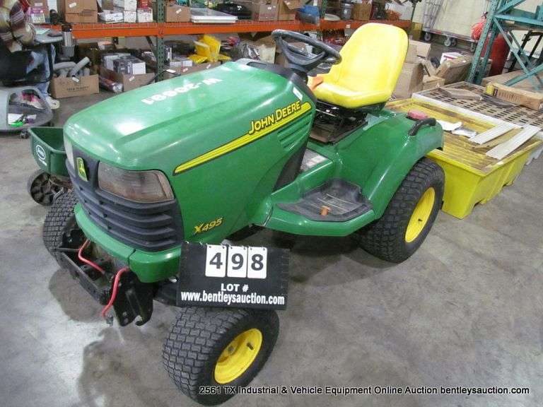 JOHN DEERE X495 MOWER - MINOR BODY DAMAGE ON FRONT, KEY - Bentley ...