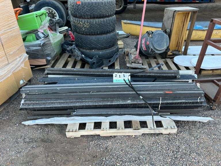 PALLET: METAL LEGS - Bentley & Associates, LLC