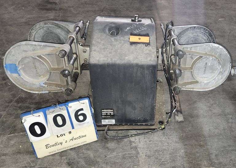 RED DEVIL PAINT SHAKER 5400 TWIN ARM ONE GALLON SHAKER - Bentley ...