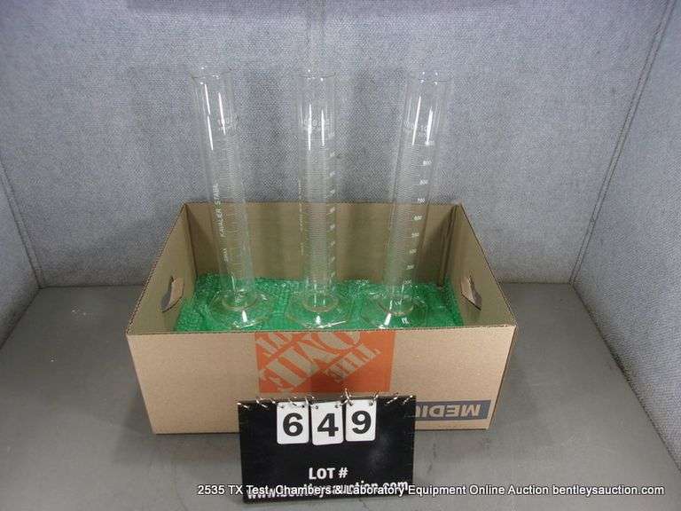 LOT: LAB GLASS - Bentley & Associates, LLC