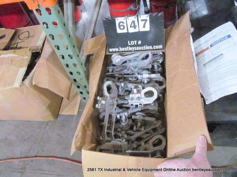 HUBBELL STRAIGHT LINE STRAIN CLAMP - ADEZ70N - Bentley & Associates, LLC