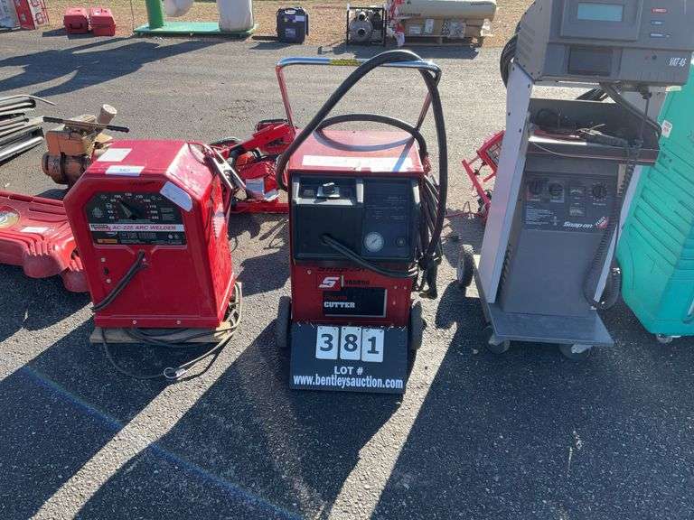 SNAP-ON PLASMA CUTTER, YA5550 - Bentley & Associates, LLC