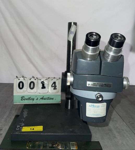 AMERICAN OPTICAL CO. 570 MICROSCOPE 0.7 TO 4.2X - Bentley & Associates, LLC