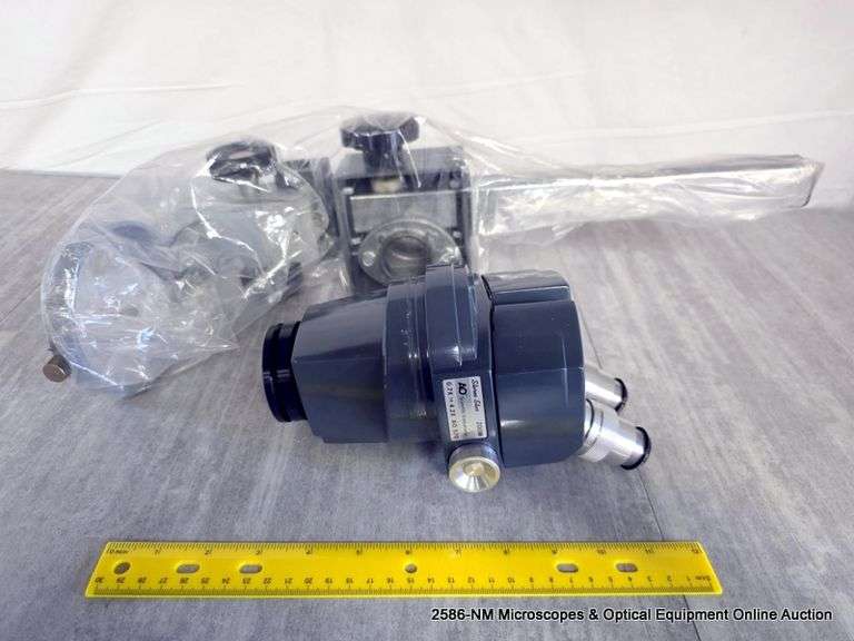 BOX: A-O SCIENTIFIC INSTRUMENTS MICROSCOPE HEAD W/ MOUNT - Bentley ...