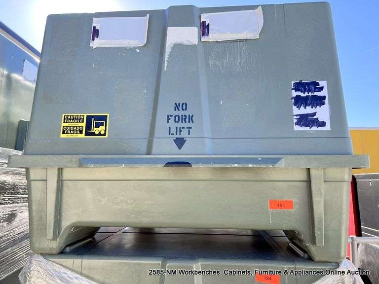 FIBERGLASS POLY MOLDED COVERED SHIPPING CONTAINER MOTOR CRATE, 58" X 38 ...