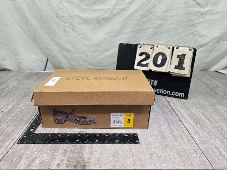 STEVE MADDEN WOMEN'S MARY JANE - COLOR: NAT SNK, SIZE 8 - Bentley ...