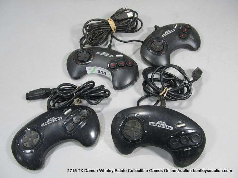 LOT: (4) SEGA GENESIS CONTROLLERS - 2 ARE FOR GENESIS MINI - Bentley ...