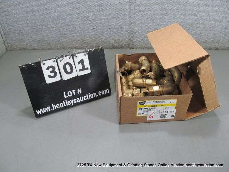 BOX: ASSORTED BRASS FITTINGS - Bentley & Associates, LLC