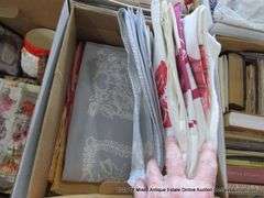 BOX: ASSORTED VINTAGE KITCHEN TABLE LINENS - Bentley & Associates, LLC