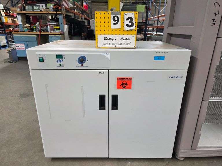 VWR 1555 LAB OVEN - Bentley & Associates, LLC