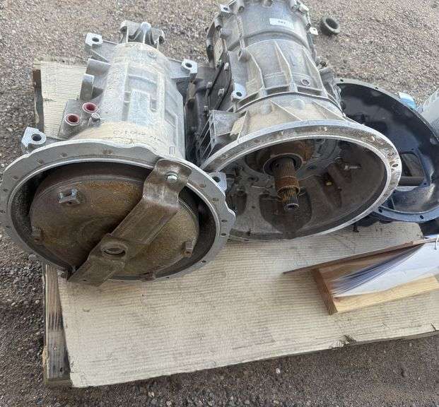 PALLET: UNKNOWN BRAND - ENGINE / TRANSMISSION BLOCKS - Bentley ...