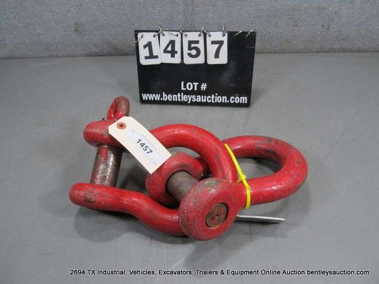 LOT: 2 CROSBY 1 1/2 5SY 6 LIFTING SHACKLE 17T - Bentley & Associates, LLC