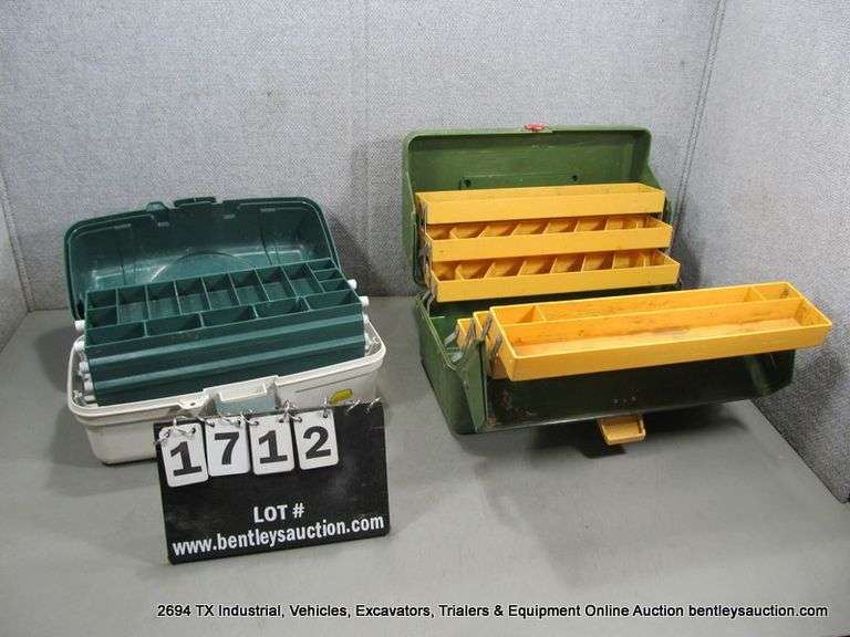 EMPTY PLANO GREEN FISHING TACKLE BOX & OLD PAL WOOD STREAM GREEN TACKLE ...
