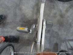 TREK PURE DLX RAISED TRI-CYCLE PLANT TRICYCLE - Bentley & Associates, LLC