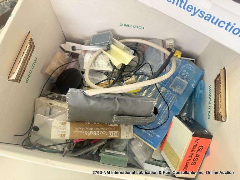 BOX: ASSORTED LAB HARDWARE - ACCESSORIES - Bentley & Associates, LLC