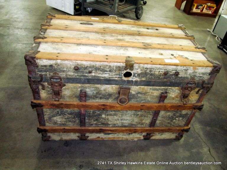 ANTIQUE STEAM TRUNK - Bentley & Associates, LLC