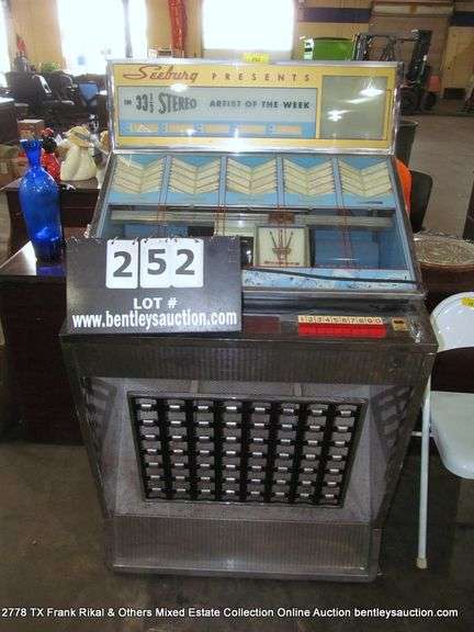 SEELBURG VINTAGE SELECT-O-MATIC RECORD JUKE BOX, MODEL Q100SHR, SERIAL 101638 - Bentley ...