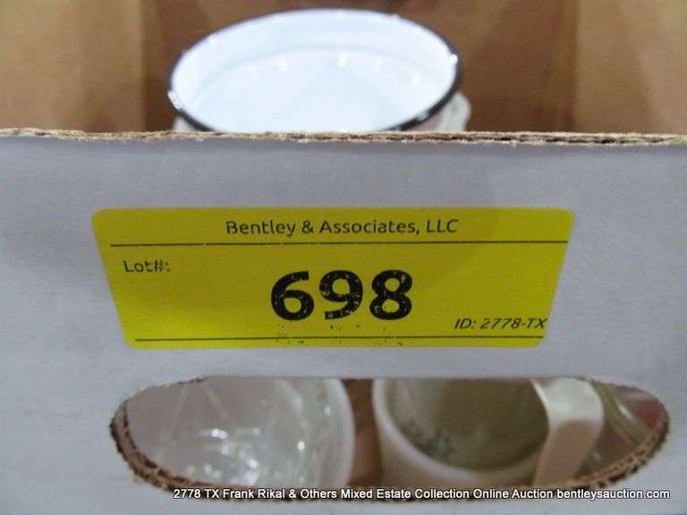 BOX - GLASS MIXING BOWLS, JARS, PATTERN GLASS, ENAMELWARE - Bentley ...