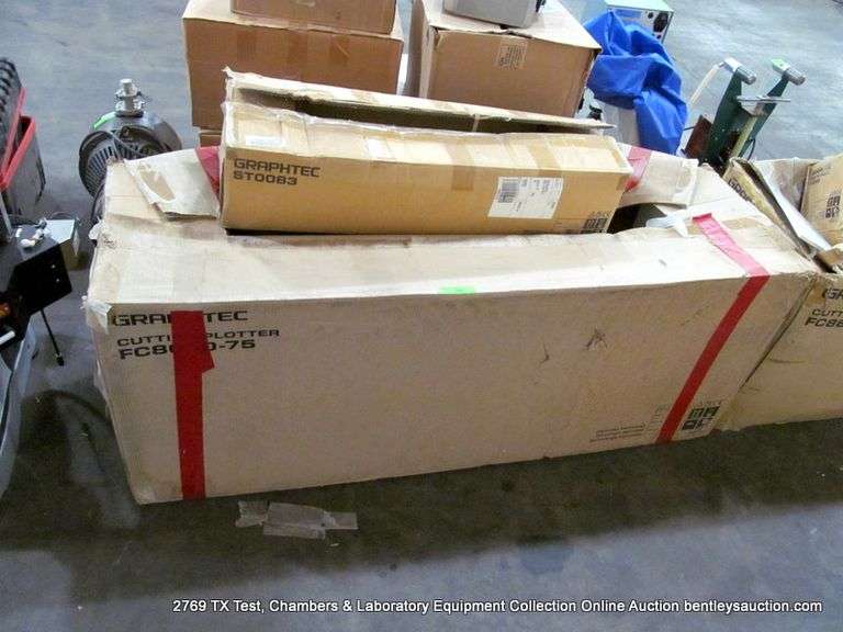 GRAPHTEC FC8600-75 CUTTING PLOTTER - Bentley & Associates, LLC