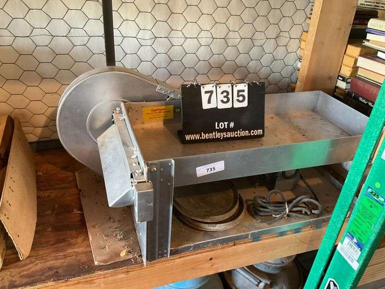 VINTAGE TAYLOR MFG. PEA SHELLER - Bentley & Associates, LLC