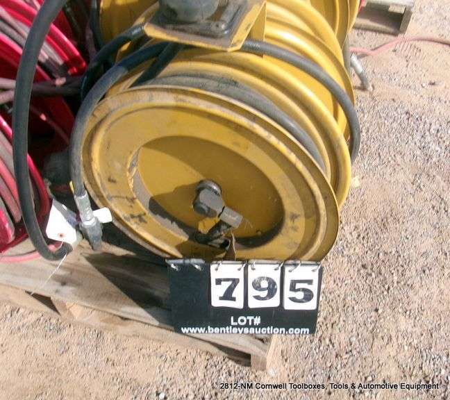 GRACO AIR HOSE REEL WITH SAMSON AIR CHUCK - Bentley & Associates, LLC