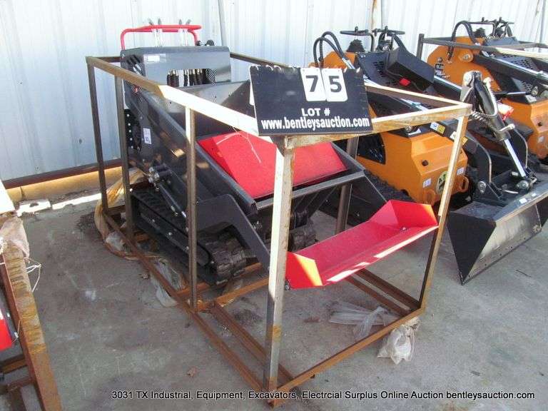 AGT SKID STEER DUMPER, COLOR: RED, TYPE: QHT500FL, S/N ...