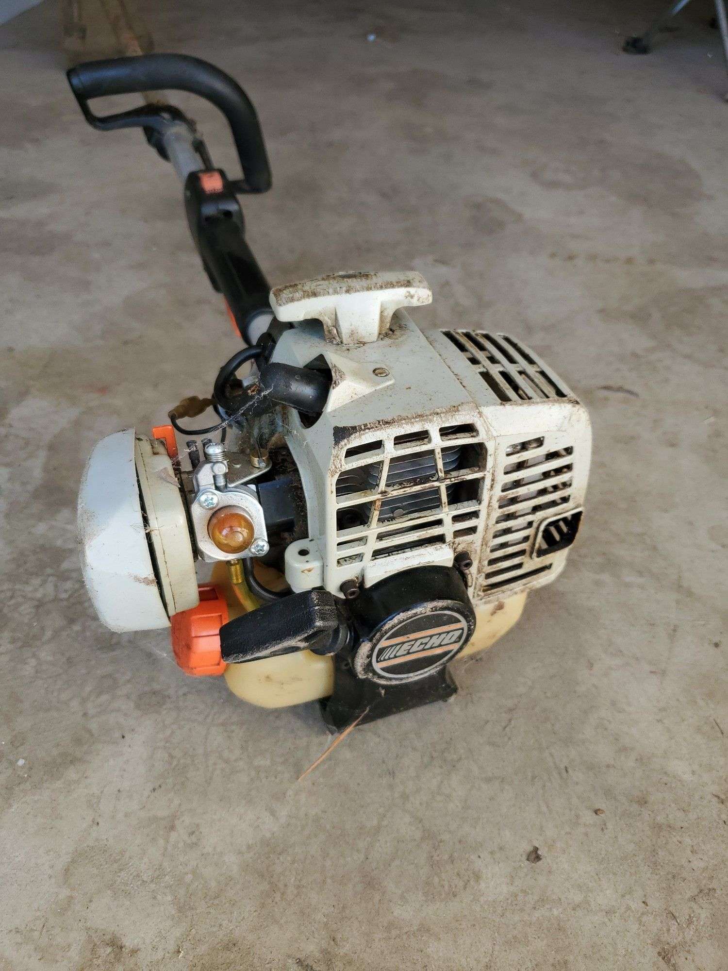 Echo SRM 2100 gas powered string trimmer Bid Assets Online Auctions