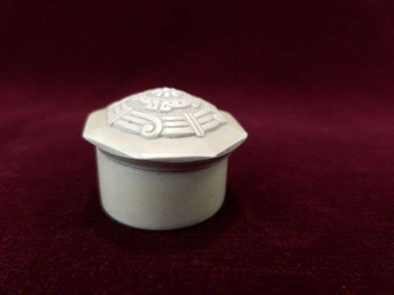 Ivory salt cellar - Bid-Assets Online Auctions
