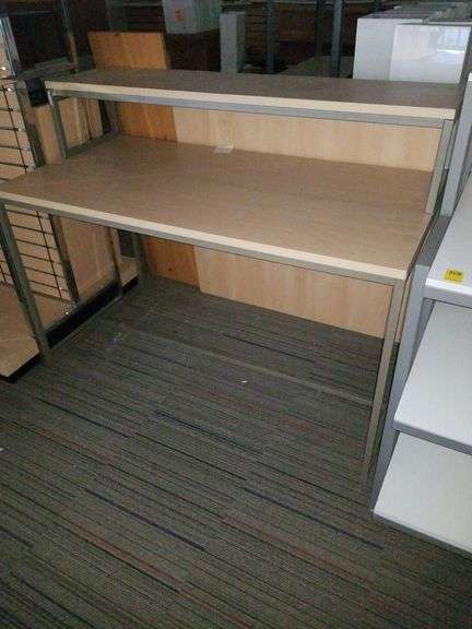 60x 32D stepback retail merchandising unit ROOM 730 - Bid-Assets Online ...