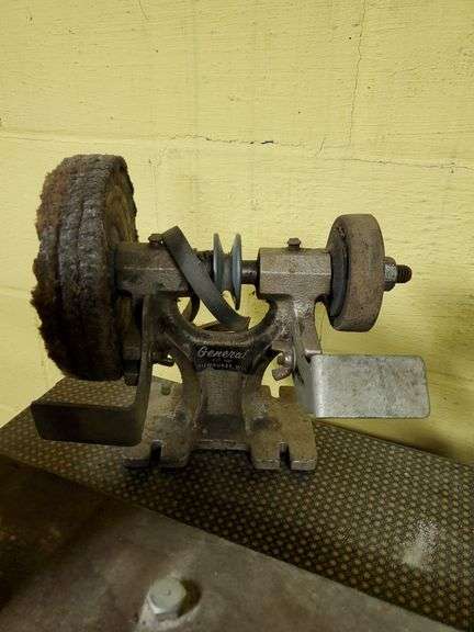 General bench top belt driven grinder - Bid-Assets Online Auctions