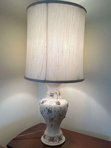 Pair of 30”h rose embossed table lamps - Bid-Assets Online Auctions