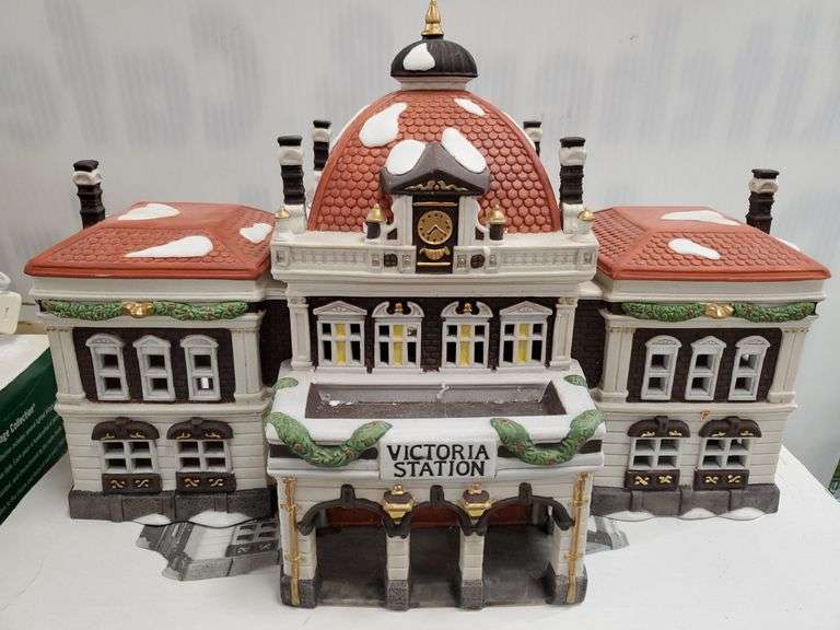 The heritage village collection Dickens village series Victoria station ...