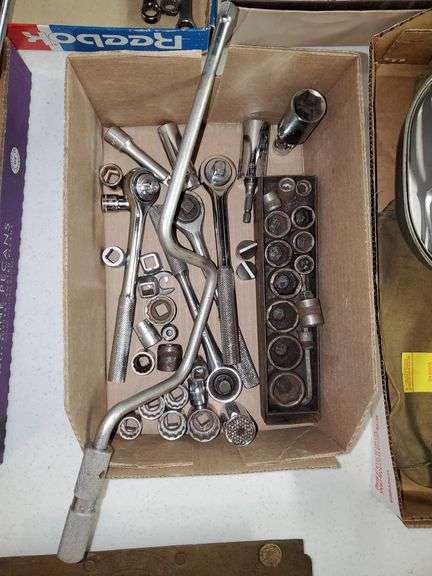 3/8 in speed wrench and ratchets, 11/32 to 7/8 hex sockets, 5/16 in to ...