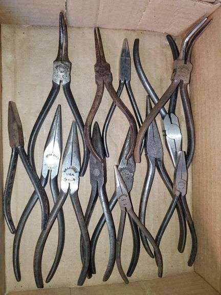 Assorted needle nose pliers. - Bid-Assets Online Auctions