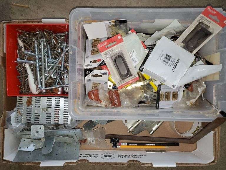 Miscellaneous hardware including lag screws, wood screws, hinges, 12-in square and more. - Bid ...