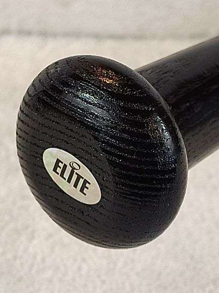 Elijah Dukes autographed Baseball bat. Silver Sharpie on the barrel ...