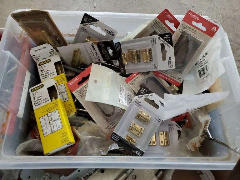 Miscellaneous hardware including lag screws, wood screws, hinges, 12-in square and more. - Bid ...