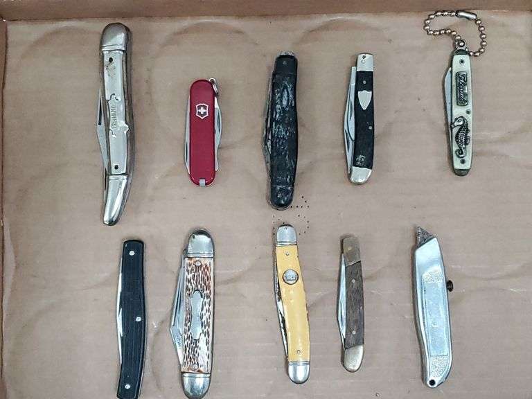 Assorted pocket/pen knives by imperial, victorinox and others. Also ...