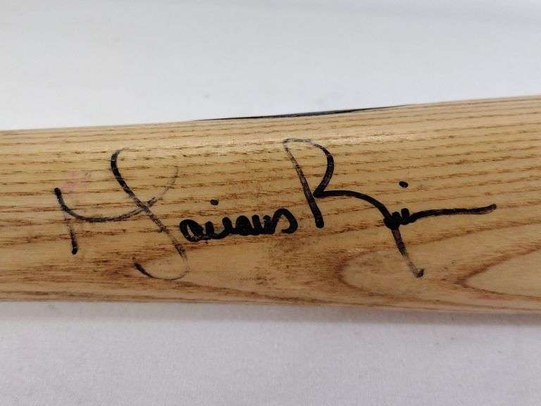 Mariano Rivera Autographed (batting practice/game used?) baseball bat ...