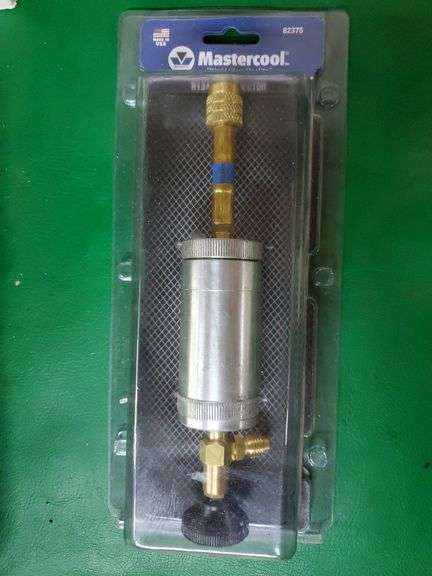 MasterCool number 82375, r134a oil injector new in package. - Bid ...