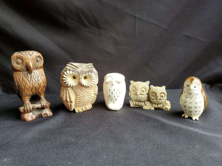 4-1/2" in tall hand carved wood owl figure, Uruguay owl pottery figure ...