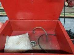 Snap On 30 gallon parts washer and decreaser, model PBD32 - Bid-Assets ...