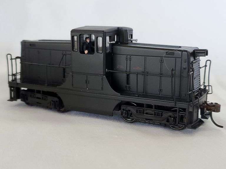 Bachmann GE 44-Ton Switcher wDCC. - Bid-Assets Online Auctions