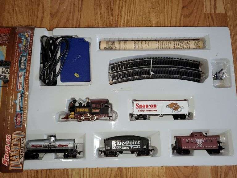 Snap-On Diamond Express 75th anniversary train set in original box ...
