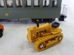 Pair of HO 1929 Track Inspection Sedan Milw.Rd./DC.DCC, HO scale coach ...